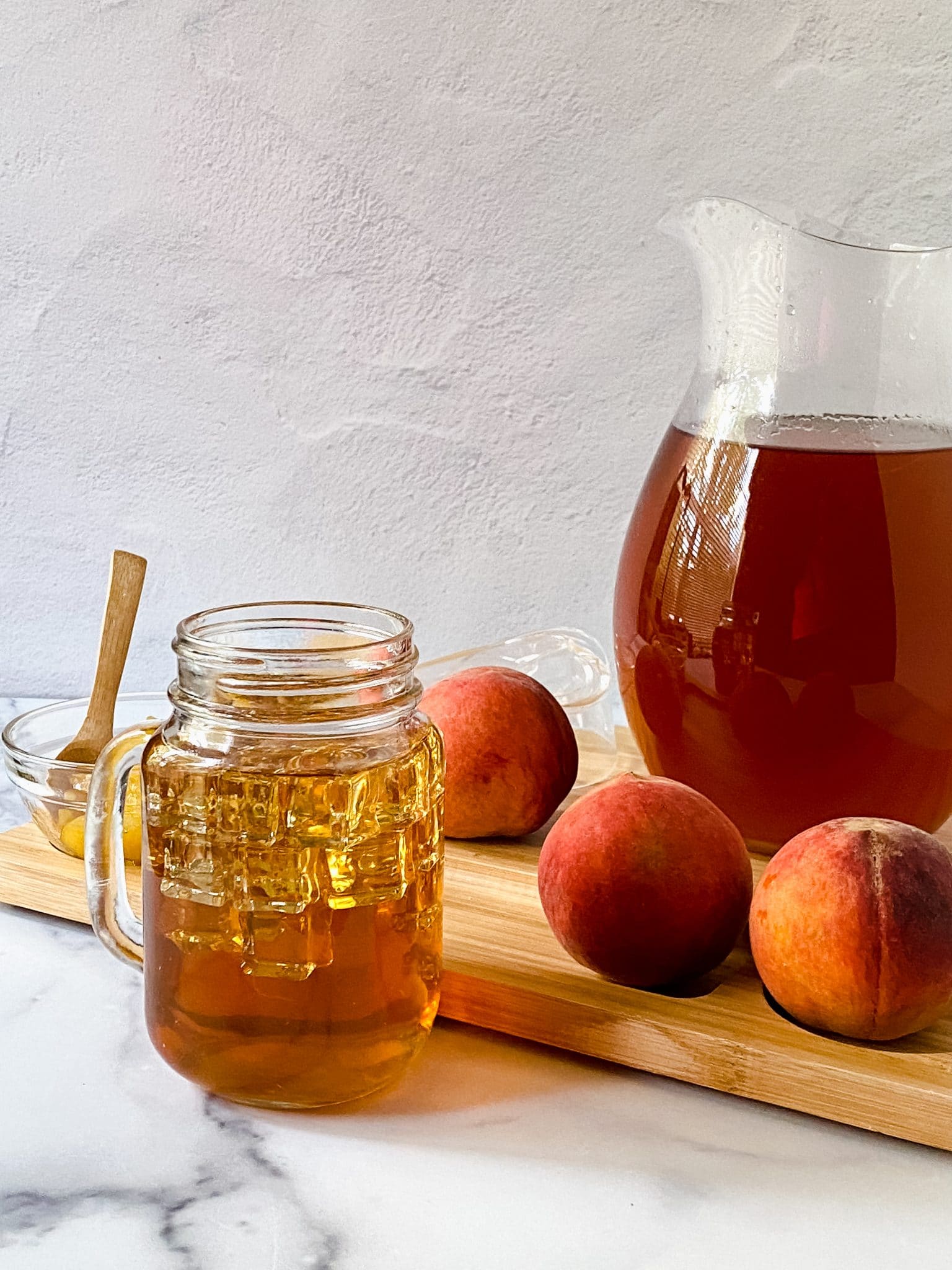 Homemade Peach Iced Tea - Sweetpea Lifestyle