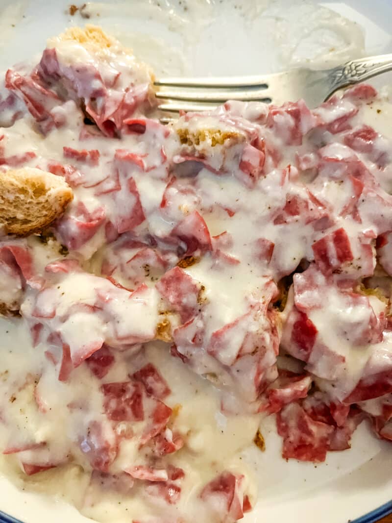 Creamed Chipped Beef (Shit on a Shingle Recipe) - Sweetpea Lifestyle